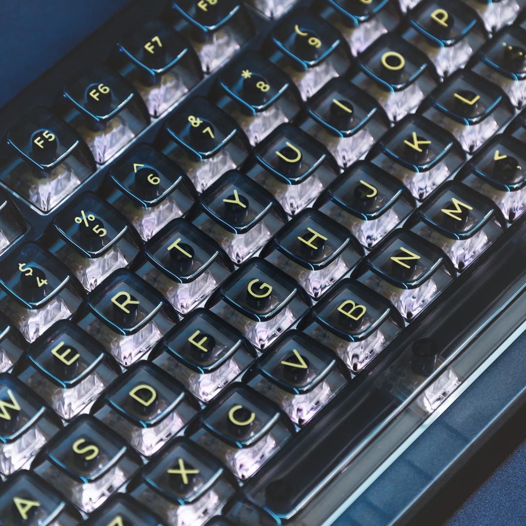 Saru Cosmic Smoke KX-75 - Saruspace